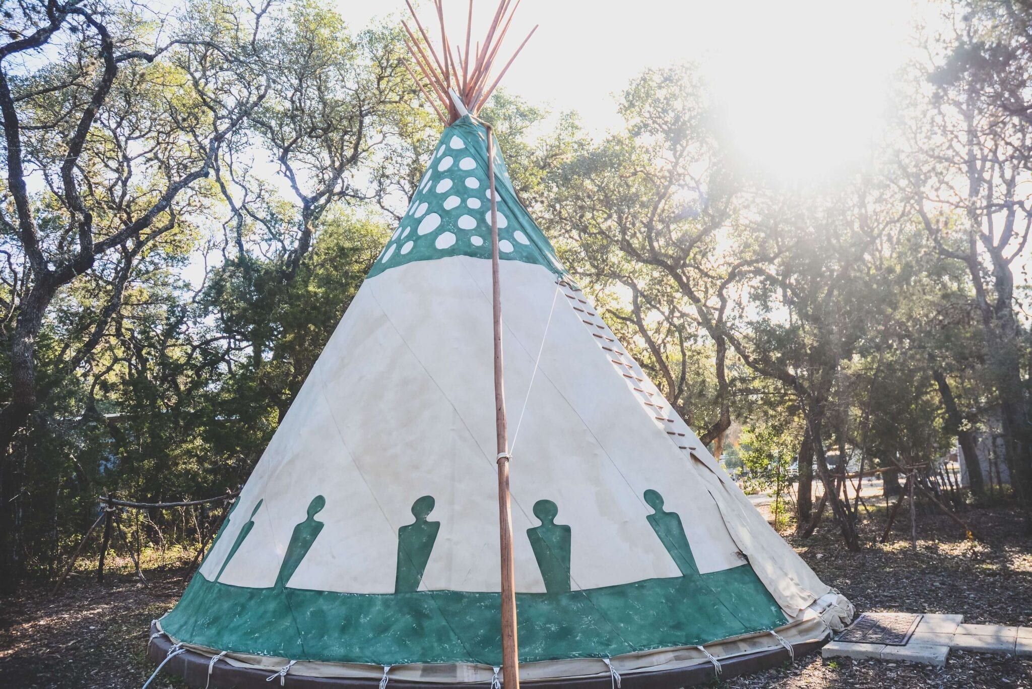 Glamping Tipis And Tents – Mystic Quarry